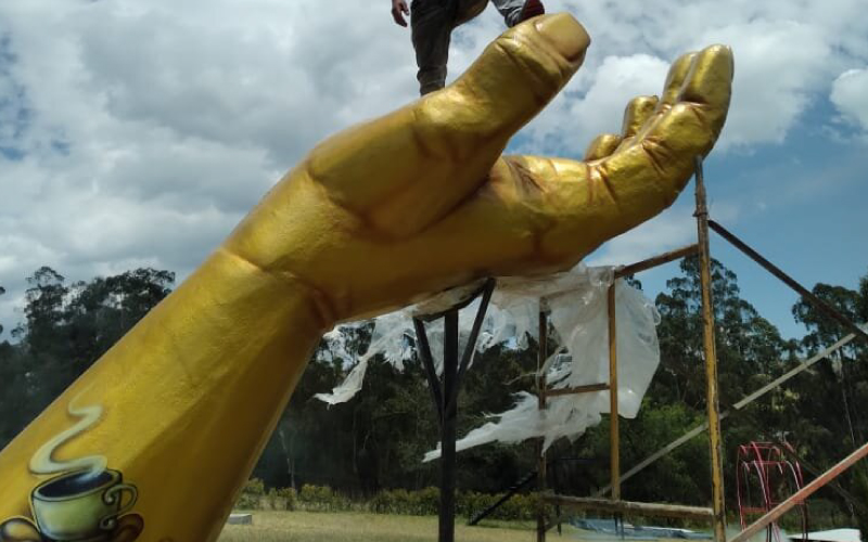 Servicios y Productos en Fibra de vidrio - HL FIBRAS